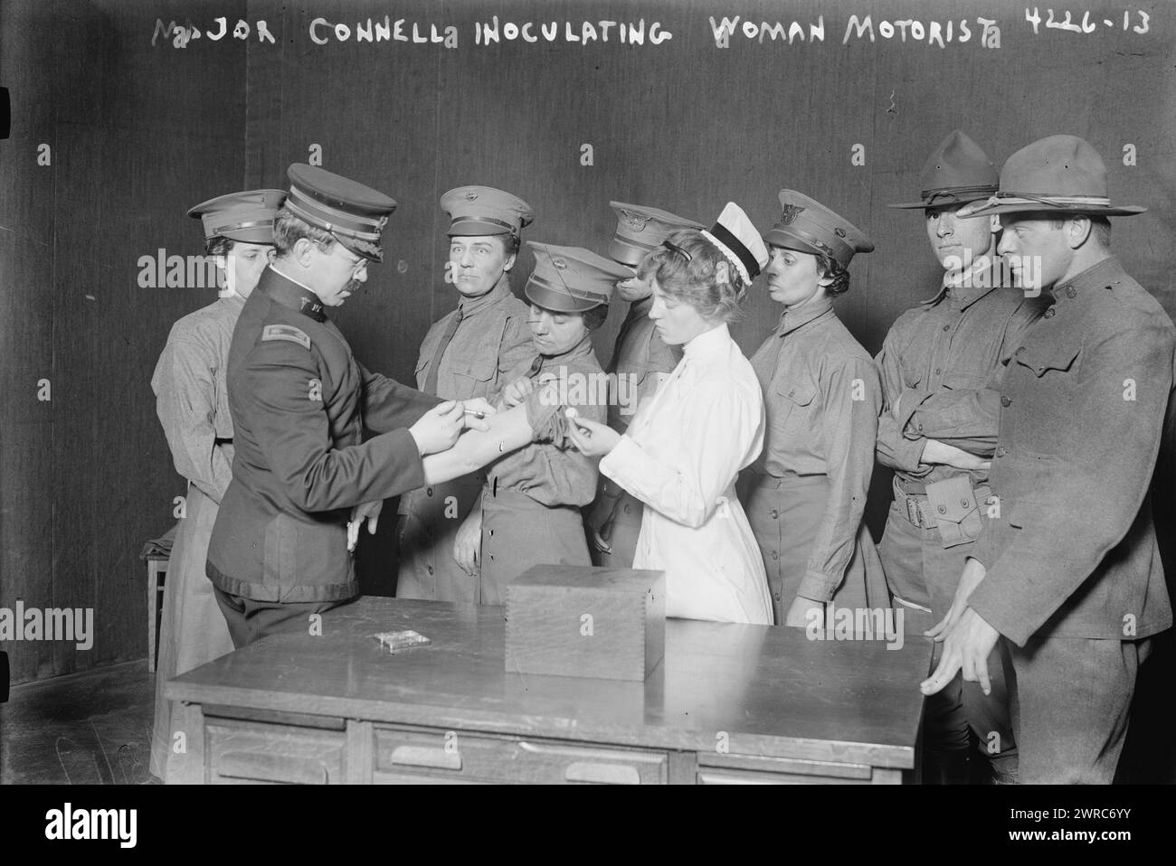 Army serum hi-res stock photography and images - Alamy