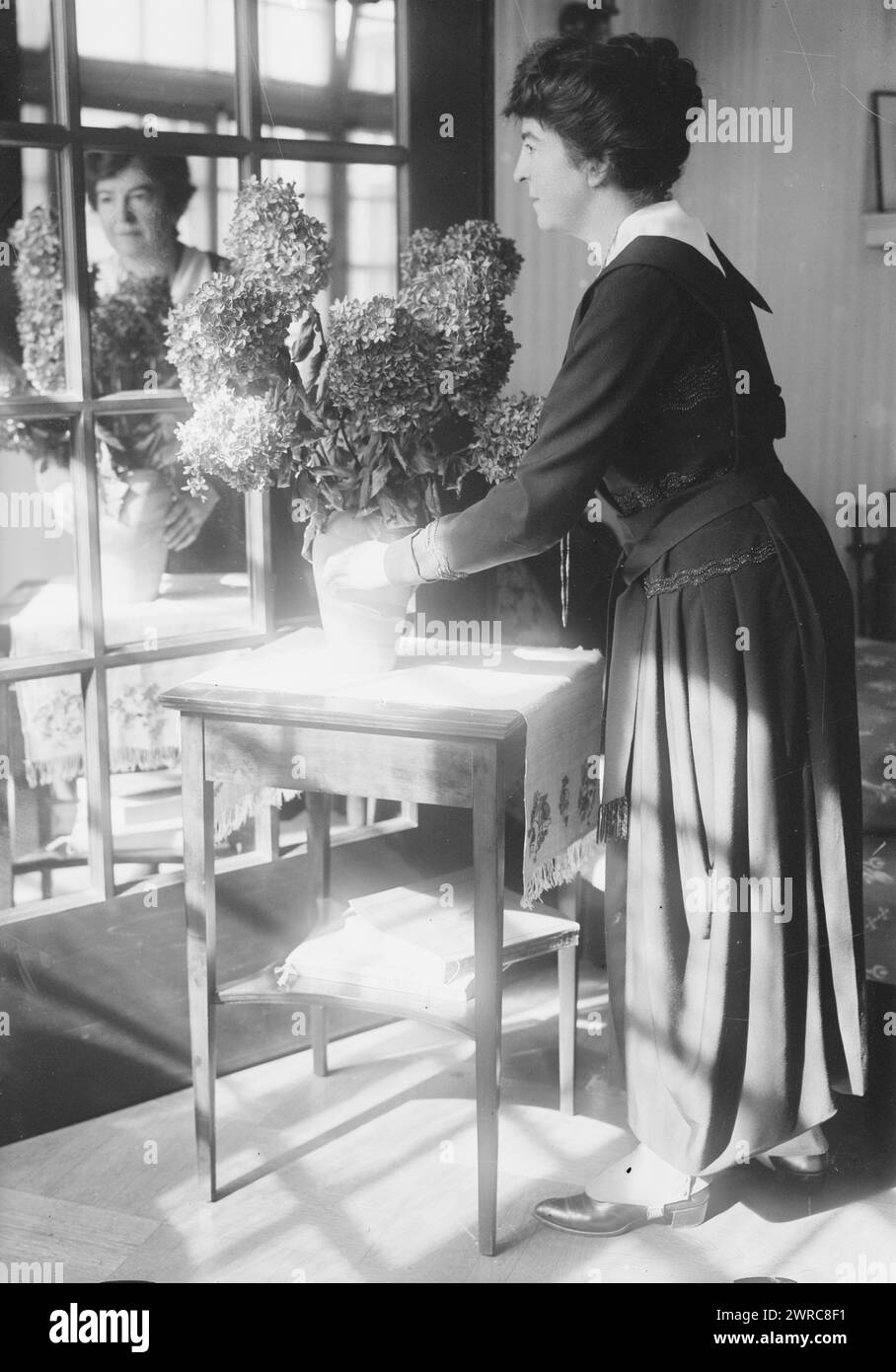 Maude i.e. Maud Powell, Photo shows American violinist Maud Powell ...