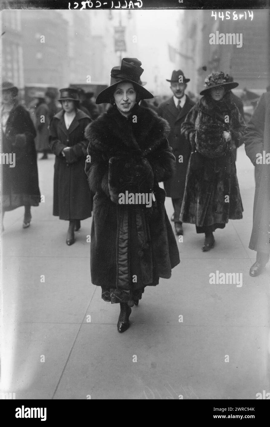 Galli-Curci, Photograph shows Italian coloratura soprano opera singer ...