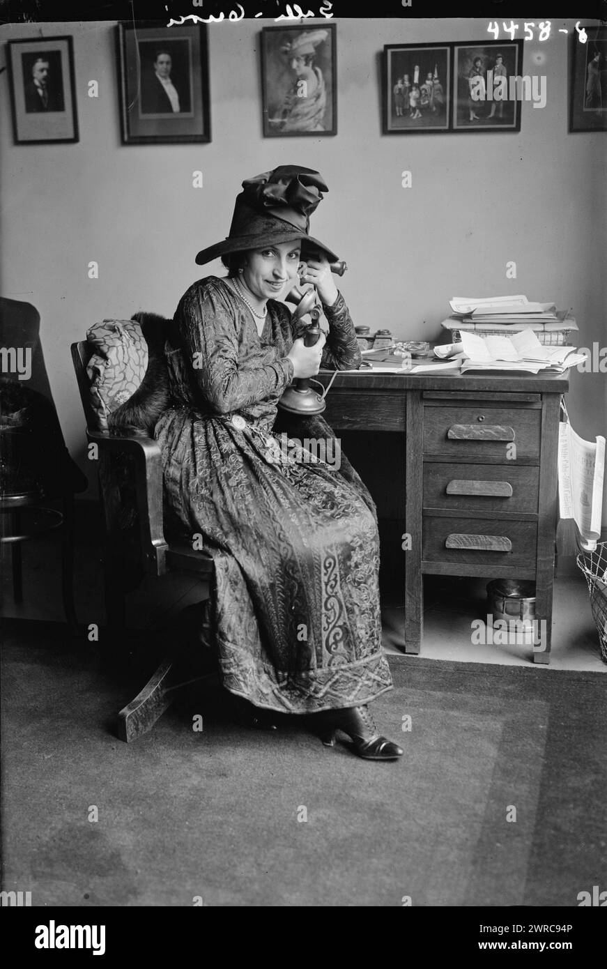 Galli-Curci, Photograph shows Italian coloratura soprano opera singer ...