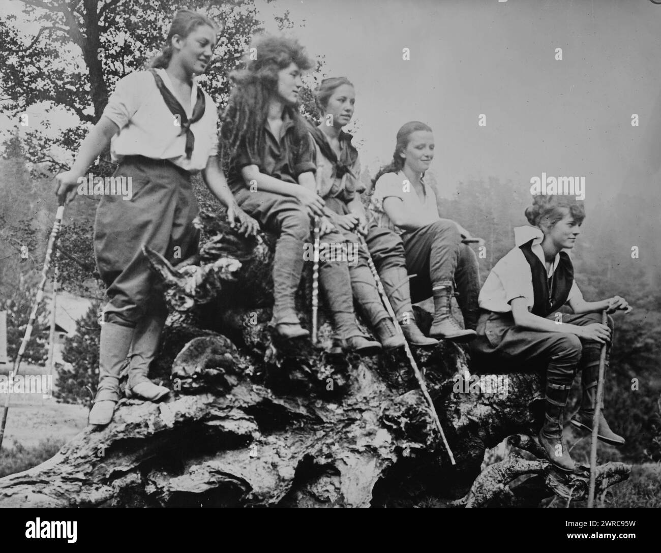 Women on a hike, Los Angeles, Photograph shows a group of young women ...
