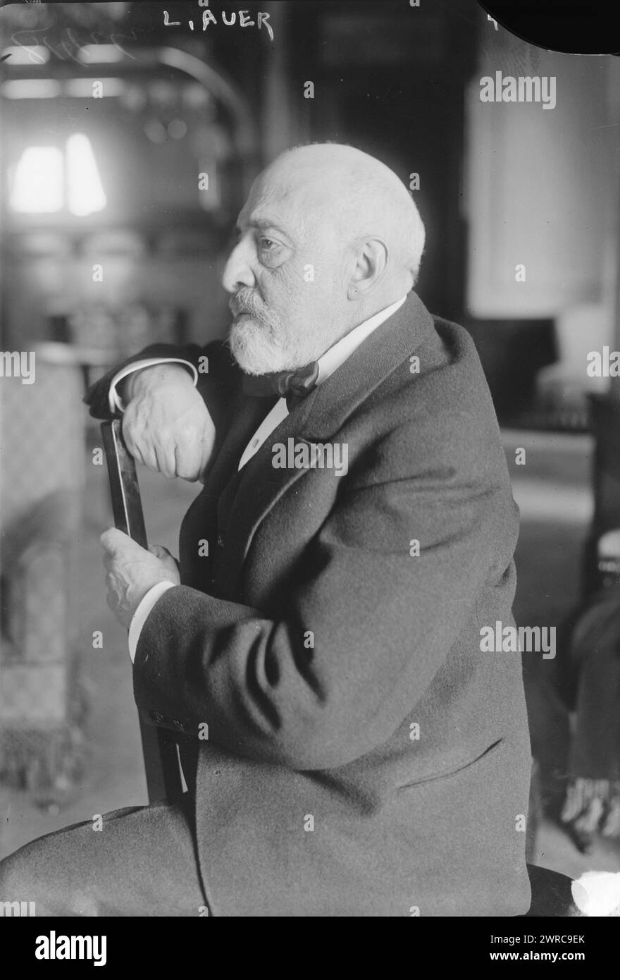 Ca 1915 1930 Black and White Stock Photos & Images - Alamy