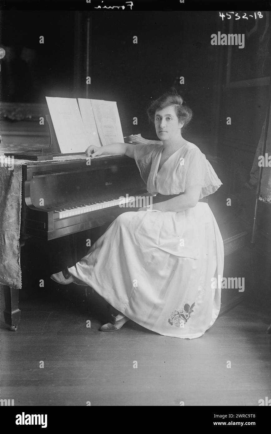 American opera singer rita fornia hi-res stock photography and images ...