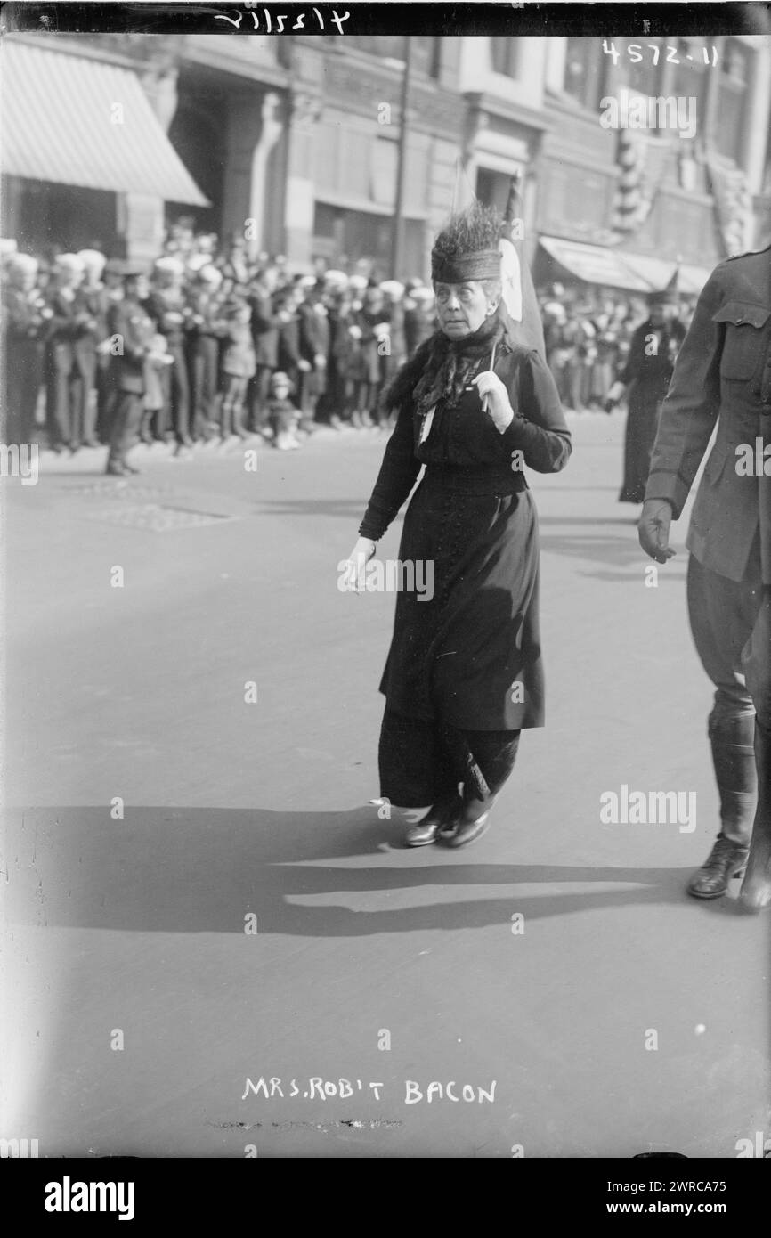 Robert bacon leading hi-res stock photography and images - Alamy