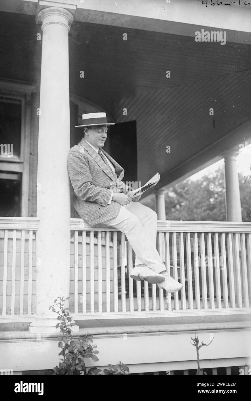 DeLuca, Photograph shows Italian American baritone opera singer ...