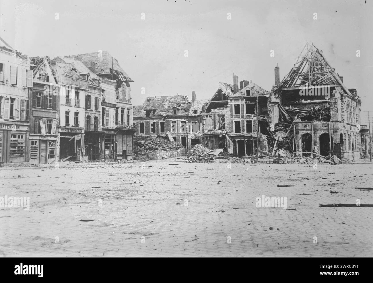 Peronne ruins Black and White Stock Photos & Images - Alamy