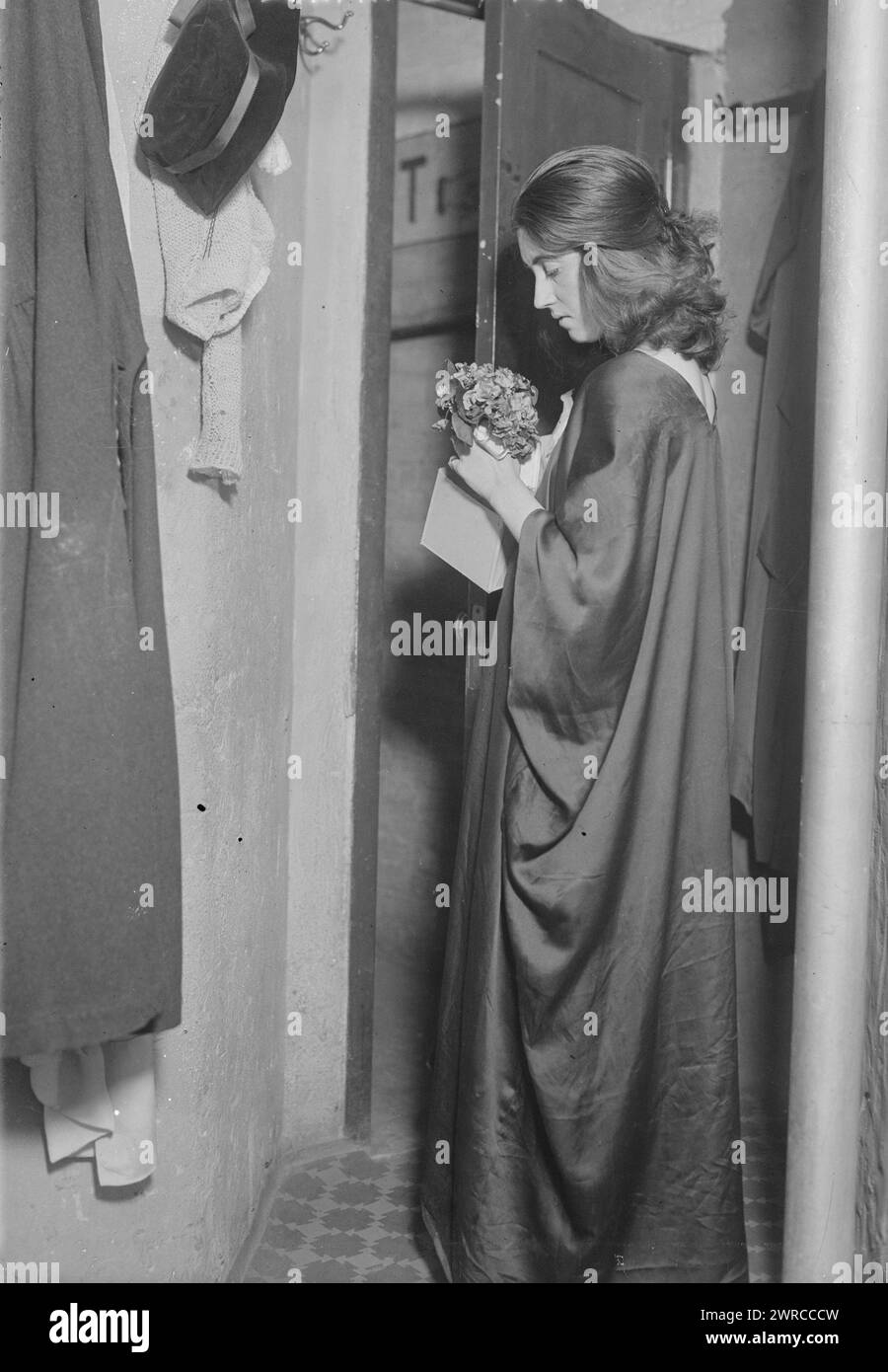 Beatrice Maude, Photograph shows Beatrice Maude (1892-1984), an American actress., between ca ...