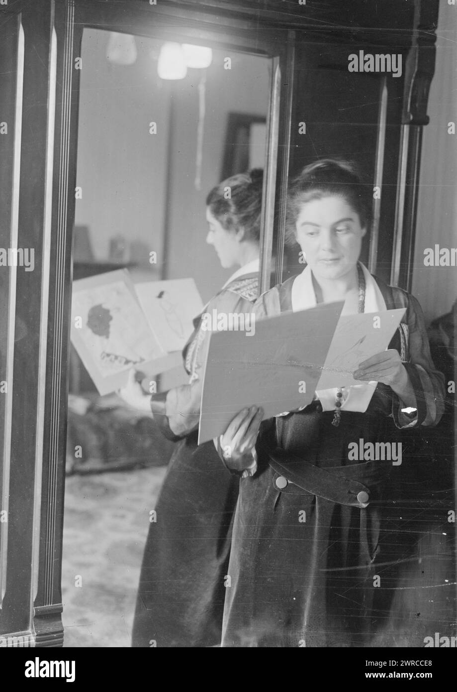 Gauthier, Photo shows Eva Gauthier (1885-1958), singer and voice ...