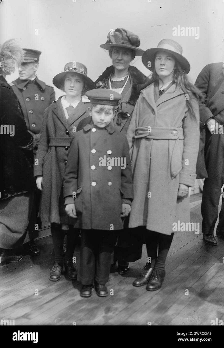 Sims family, Photograph shows the family of William Sowden Sims (1858 ...