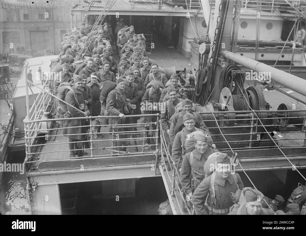 332th Inf., Photograph shows soldiers of the 332nd Infantry arriving in ...