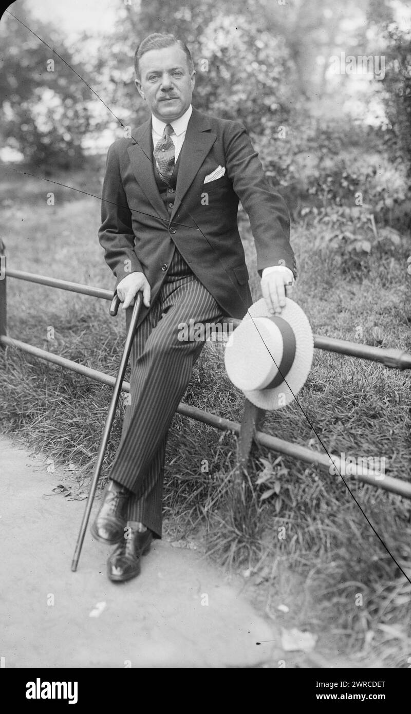 German american singer paul reimers hi-res stock photography and images ...