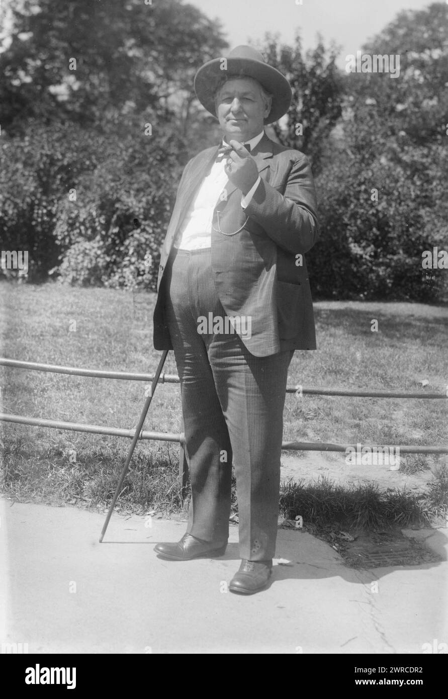 Uncle josh Black and White Stock Photos & Images - Alamy