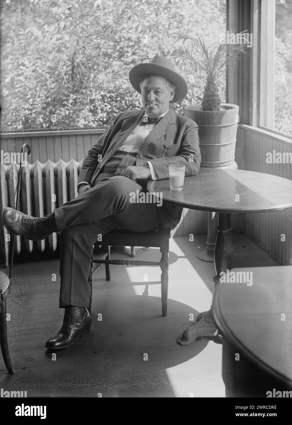 Uncle josh Black and White Stock Photos & Images - Alamy
