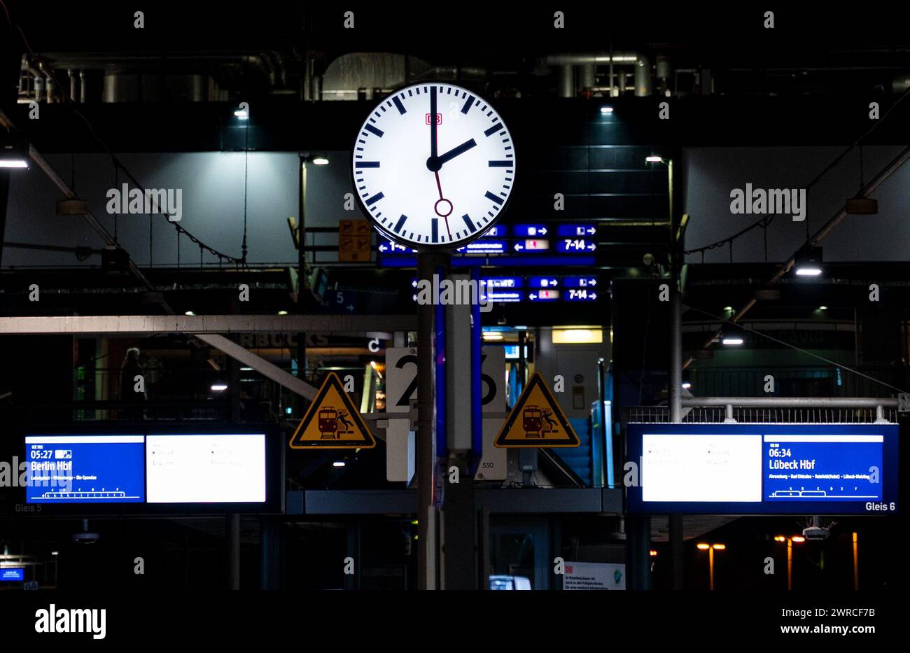 Collections station 2024 hi-res stock photography and images - Alamy