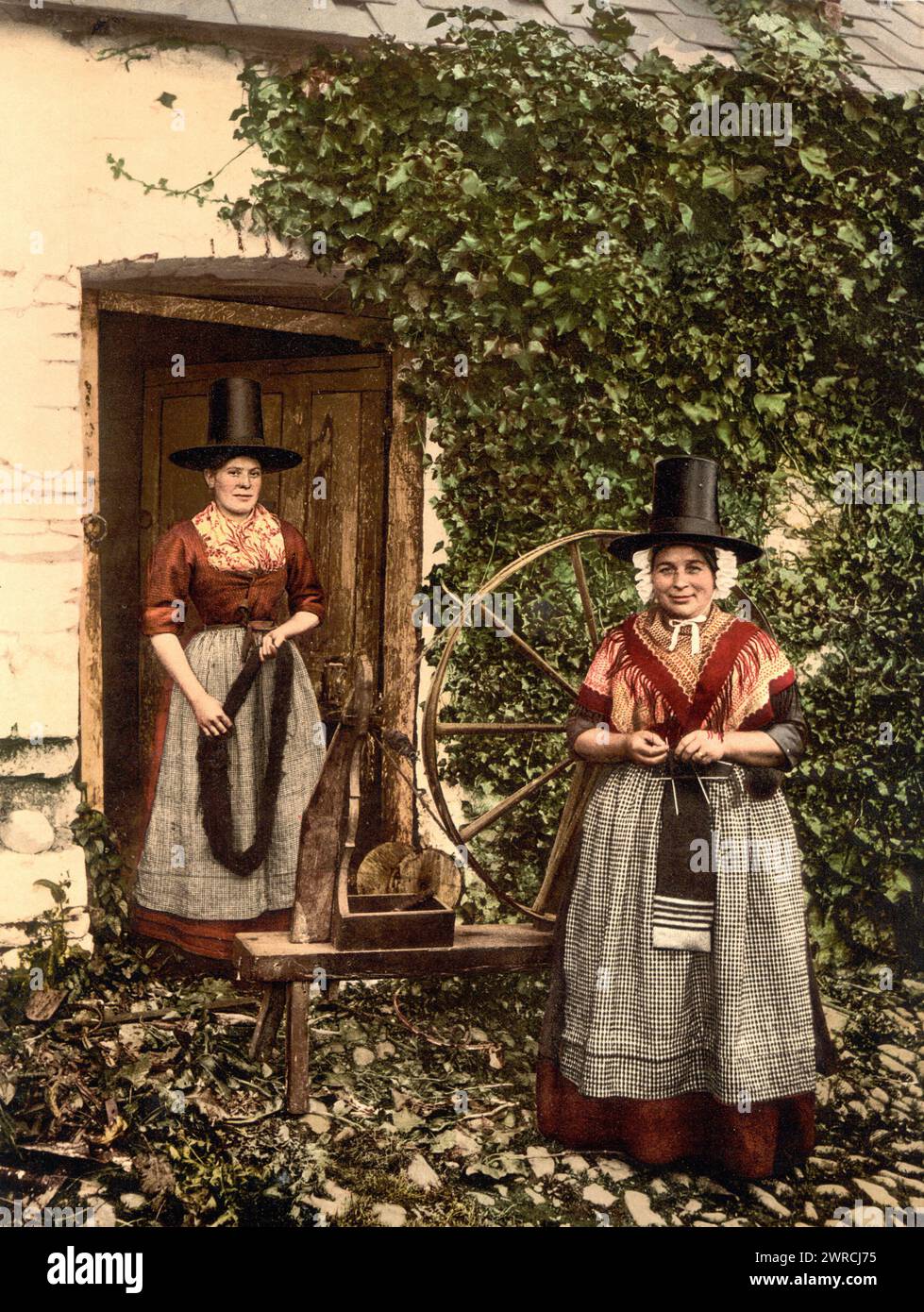 Spinners hi-res stock photography and images - Alamy