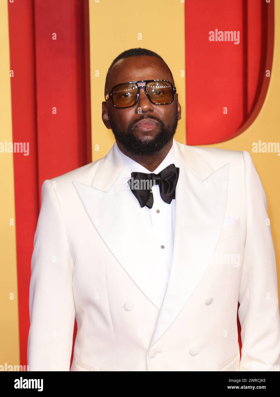 Stephen Galloway attends the 2024 Vanity Fair Oscar Party Hosted By ...