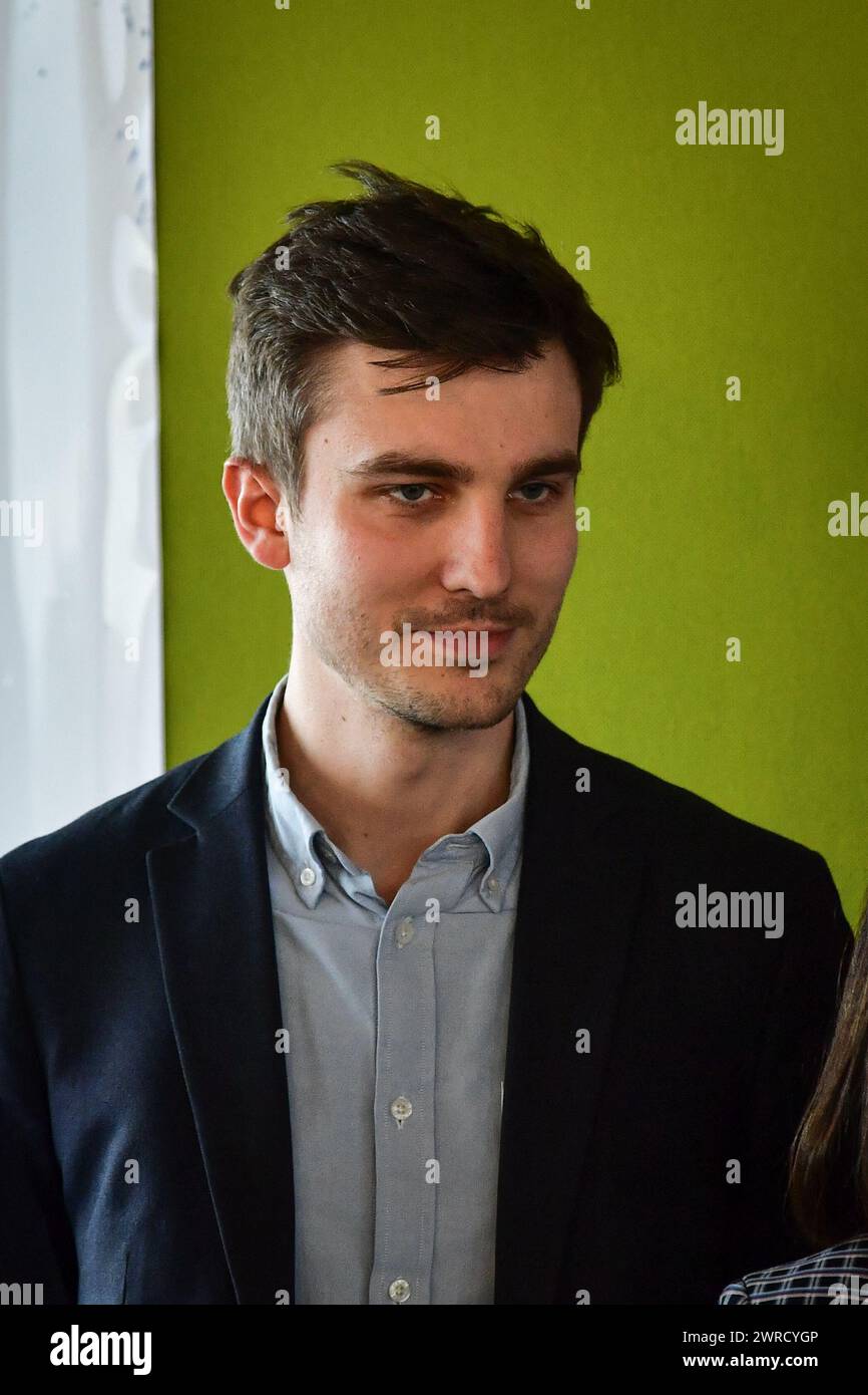 Leon deffontaines hi-res stock photography and images - Alamy