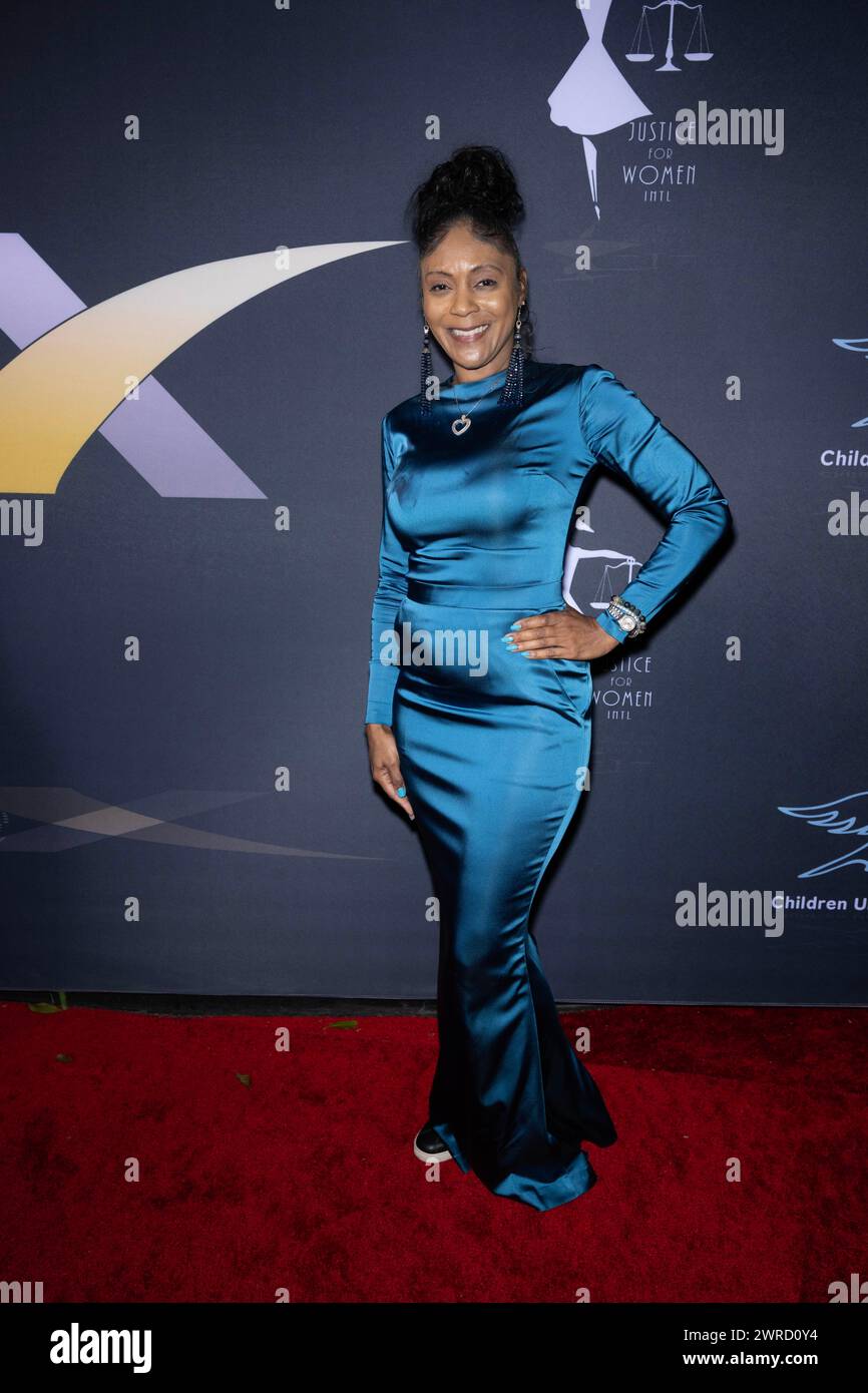 attends Children Uniting Nations 24th Annual Academy Awards Celebration ...