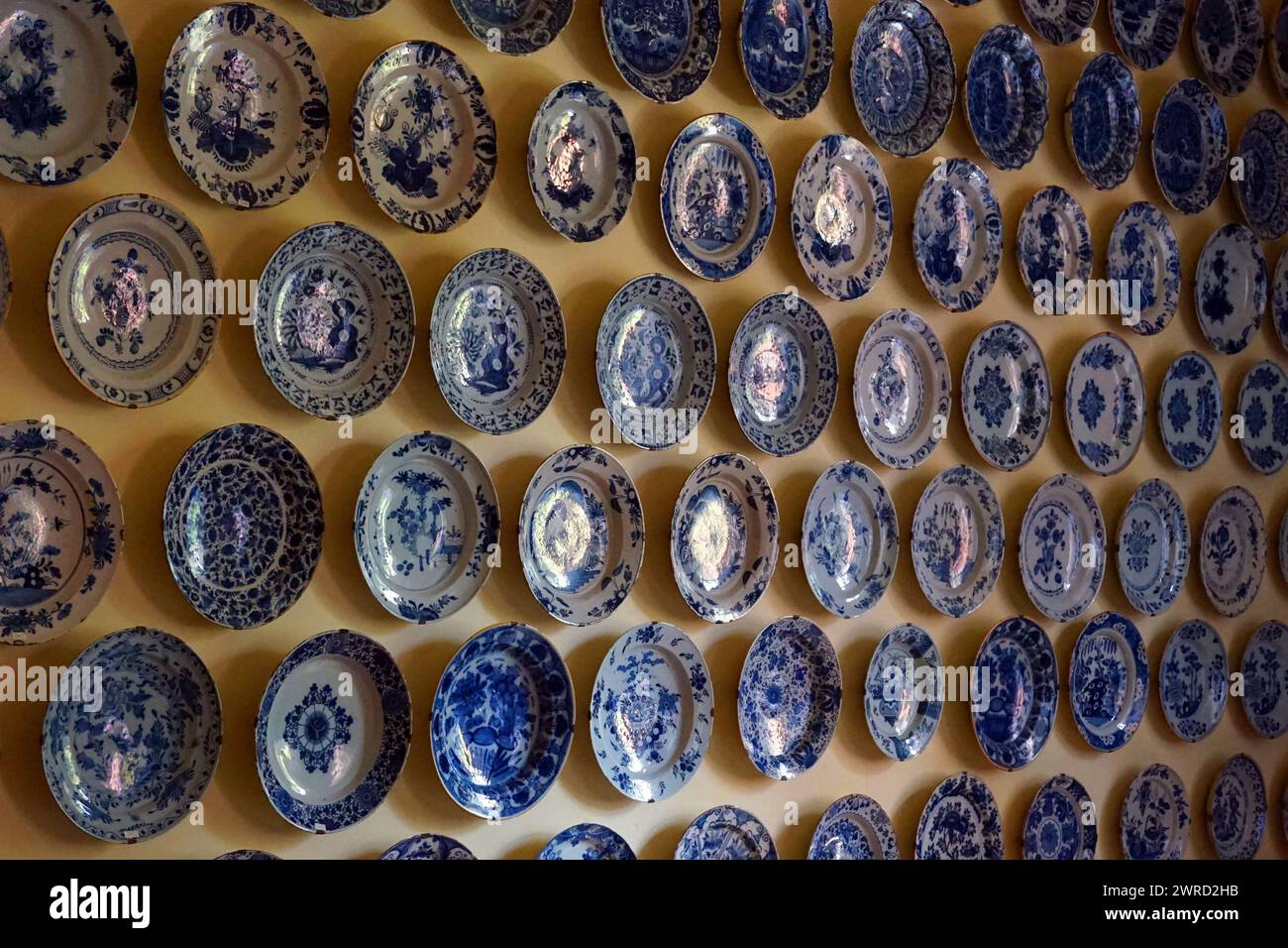 Pottery background hi-res stock photography and images - Alamy