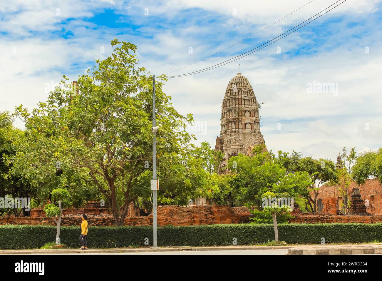 Wat Ratchaburana - one of the most striking temples on an Ayutthaya ...
