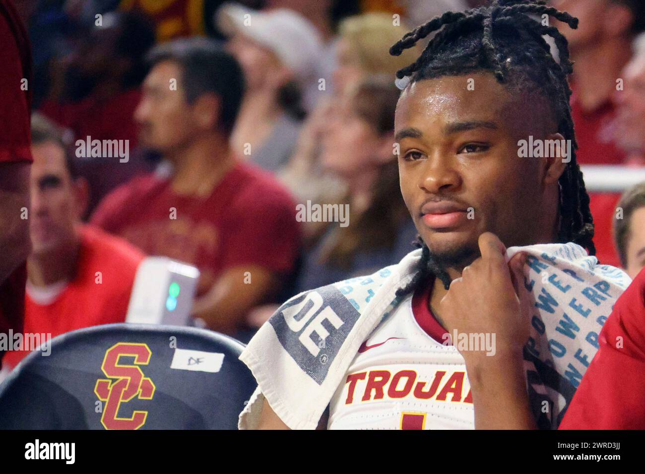 USC Trojans guard Isaiah Collier (1) on the bench during an NCAA ...