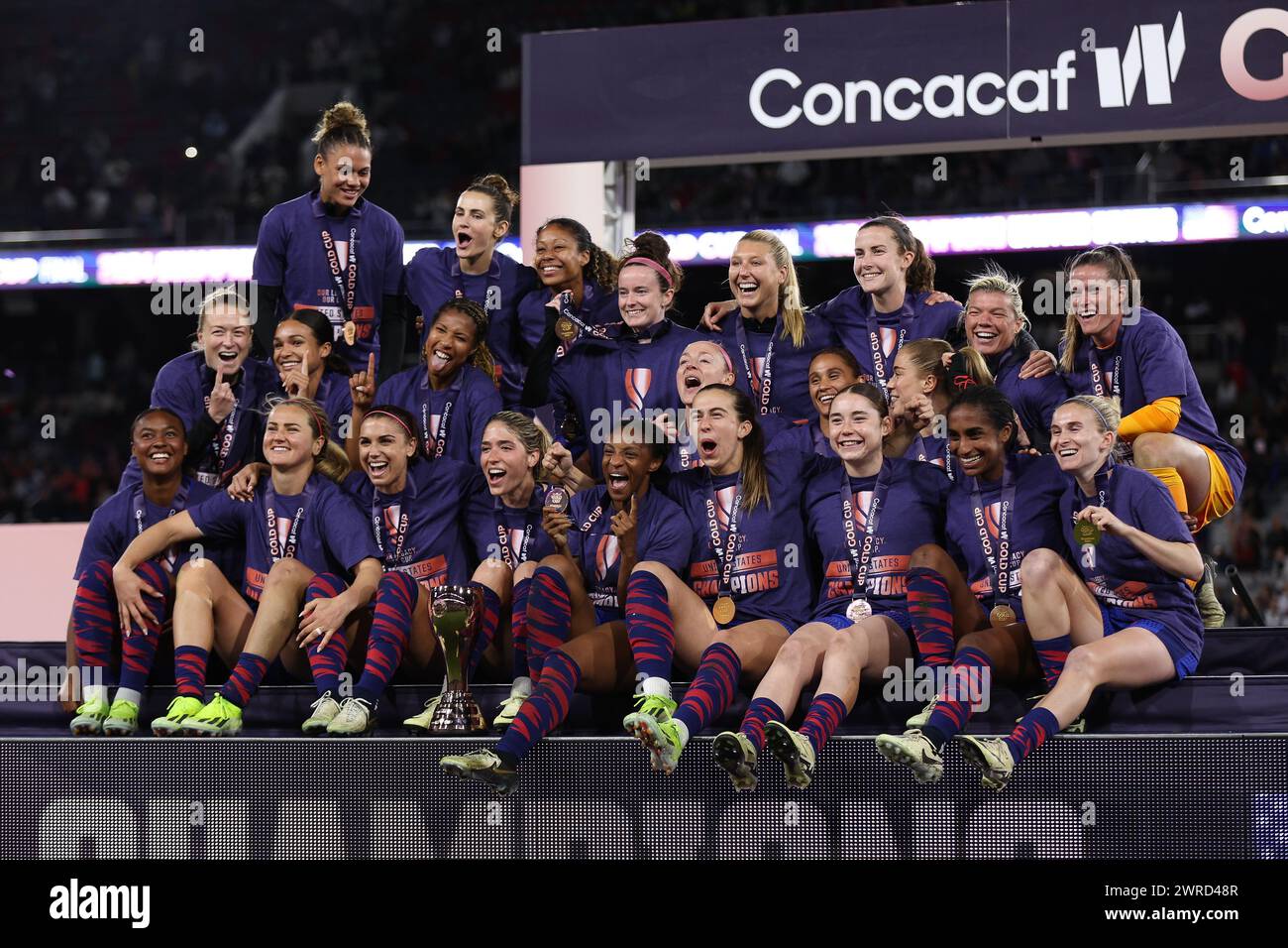 Concacaf gold cup trophy hi-res stock photography and images - Alamy