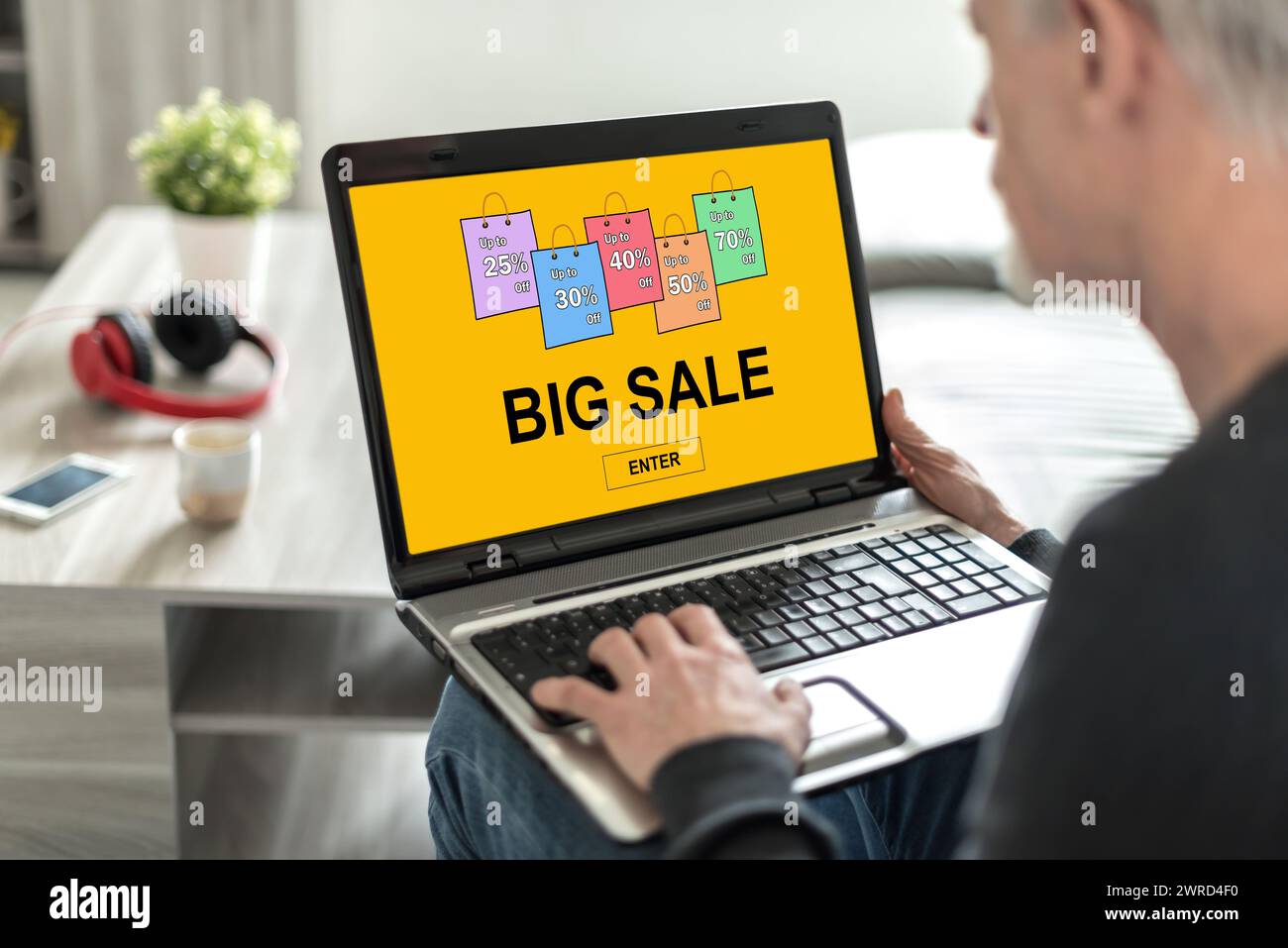 Laptop screen displaying a big sale concept Stock Photo - Alamy
