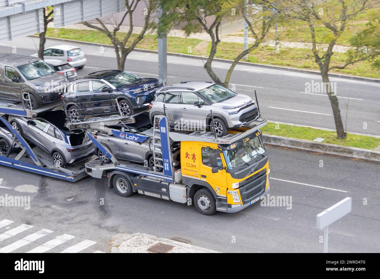 Portugal car manufacturing hi-res stock photography and images - Alamy