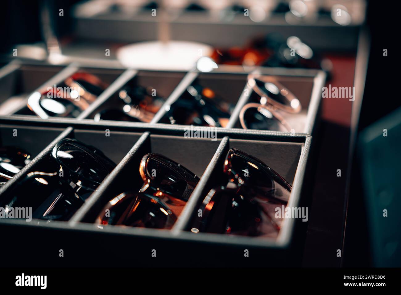 Vision brillen hi-res stock photography and images - Alamy