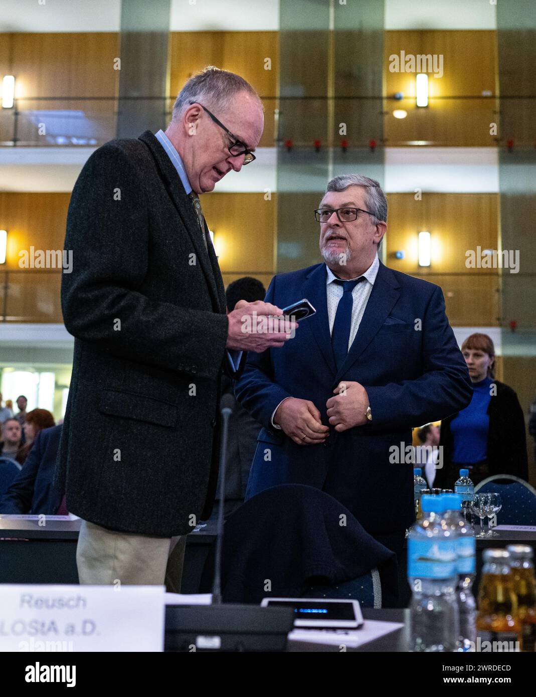 12 March 2024, North Rhine-Westphalia, Münster: Roman Reusch (left, AfD ...