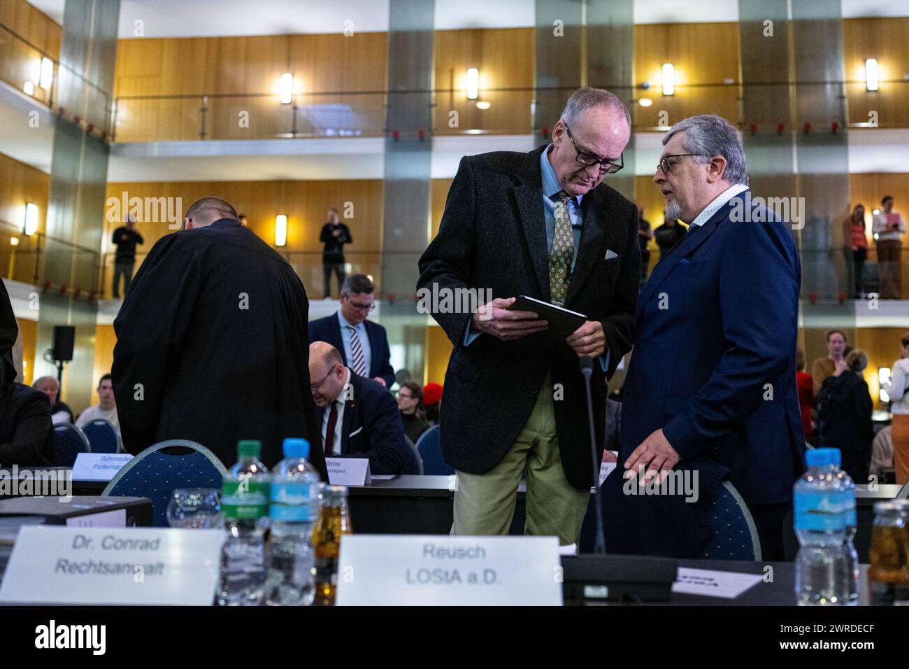 12 March 2024, North Rhine-Westphalia, Münster: Roman Reusch (2nd from ...