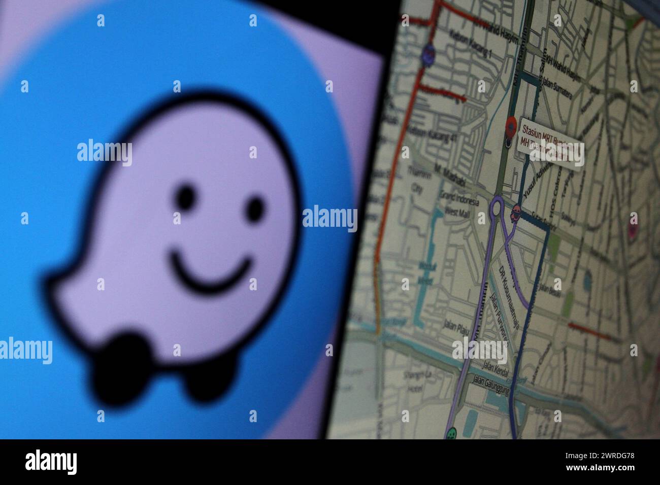 Waze image hi-res stock photography and images - Alamy