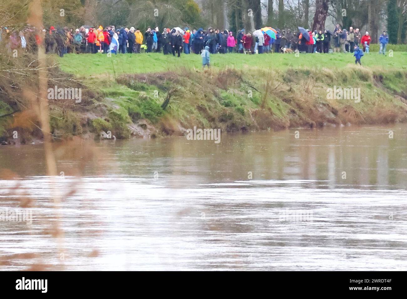 Gloucester, UK. 12th Mar, 2024. rare 5 star River Severn Bore. The ...