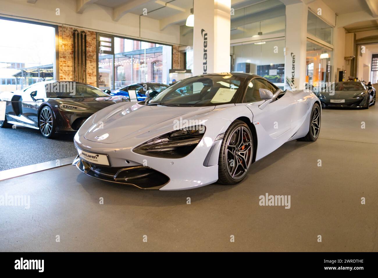 ceramic grey luxury Sports car McLaren 720S Coupe, Supercar Culture ...