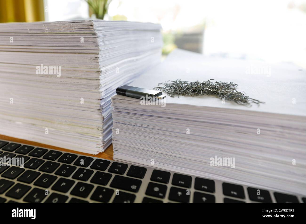 Dokumentenarchiv hi-res stock photography and images - Alamy