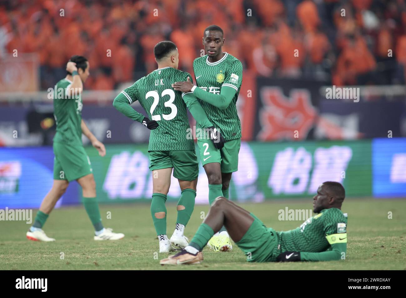 Shandong Taishan Football Club 0-0 draw Beijing Guoan Football Club at ...