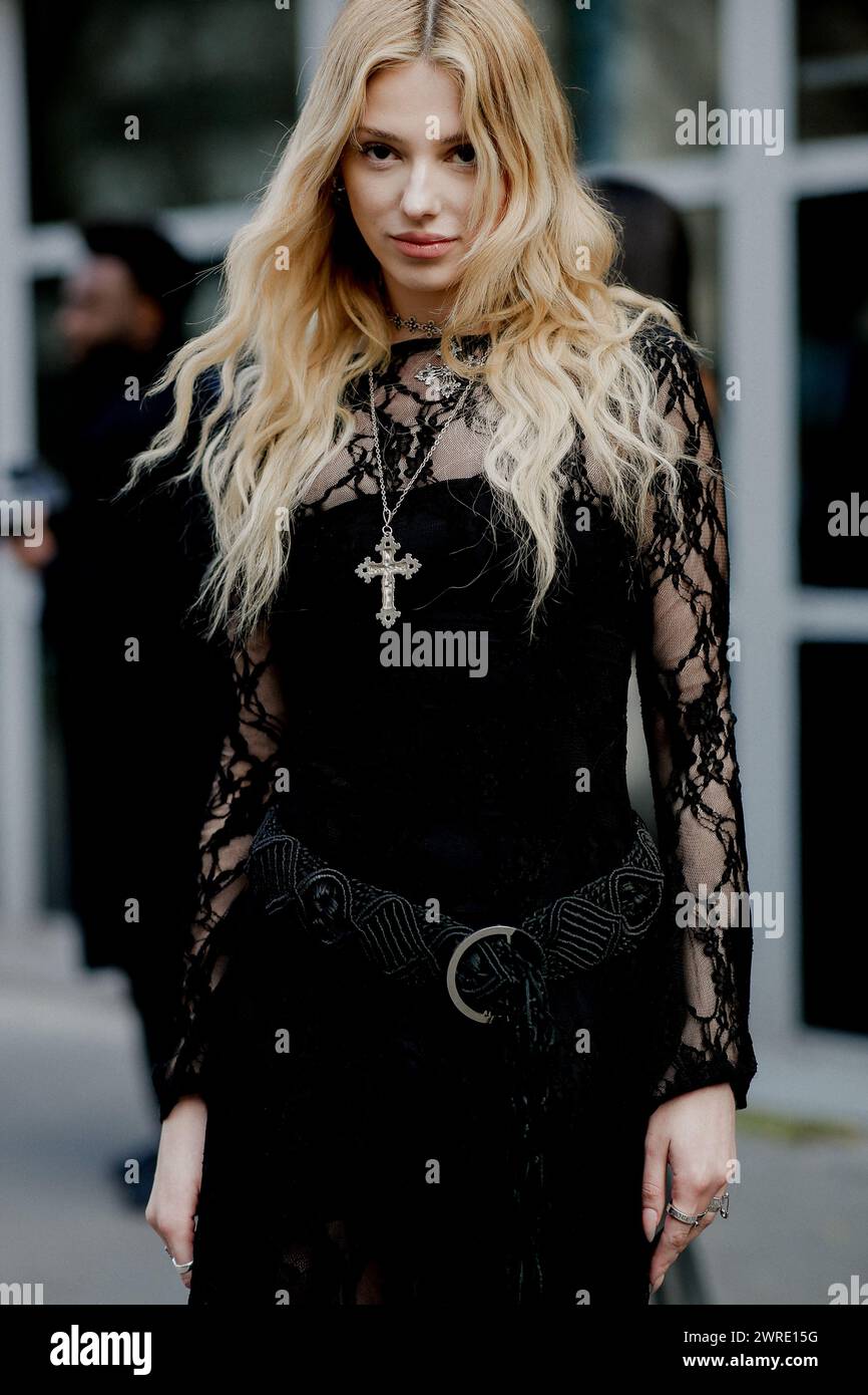 Street style, Danielle Marcan arriving at Avellano Fall-Winter 2024 ...