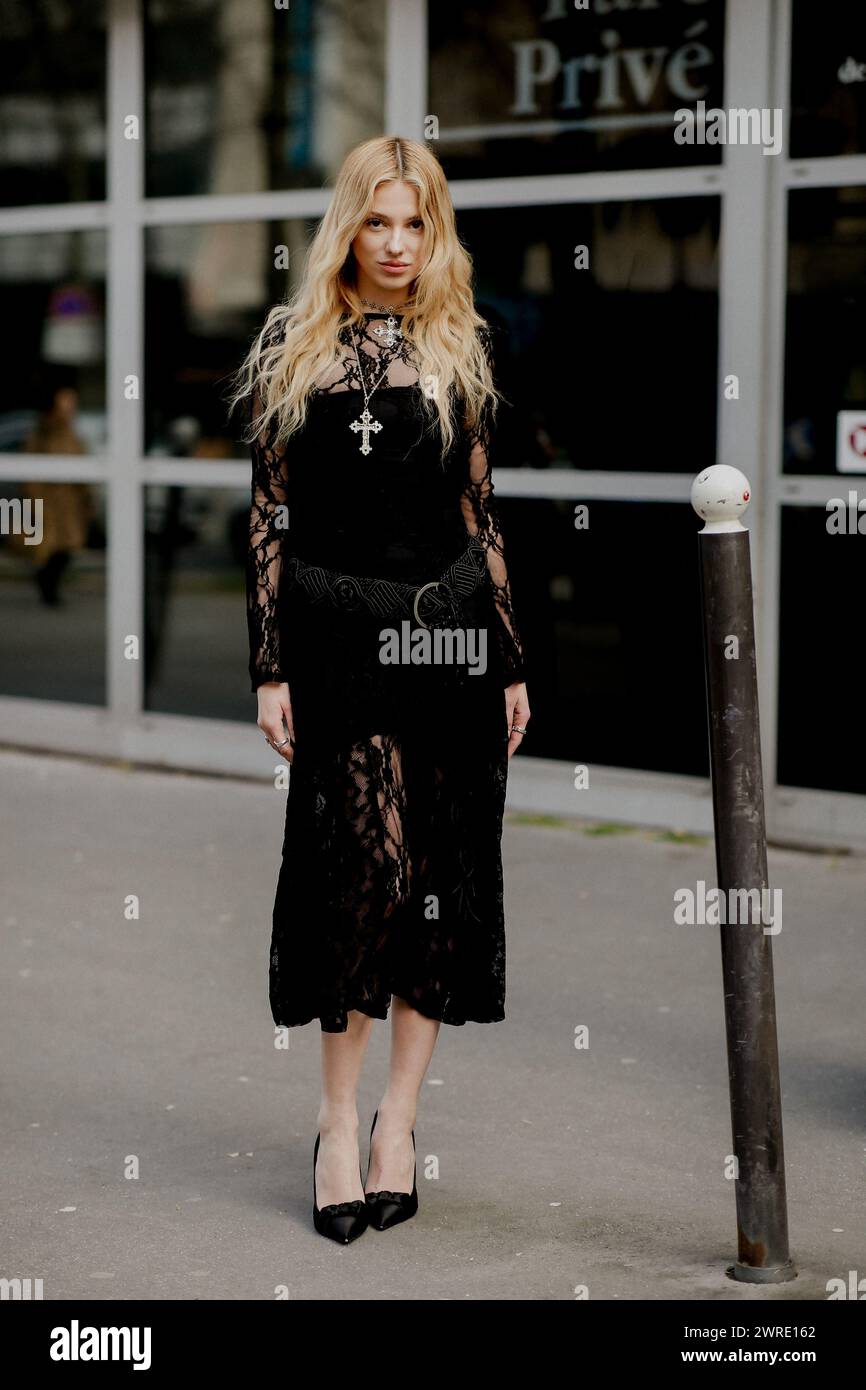 Street style, Danielle Marcan arriving at Avellano Fall-Winter 2024 ...