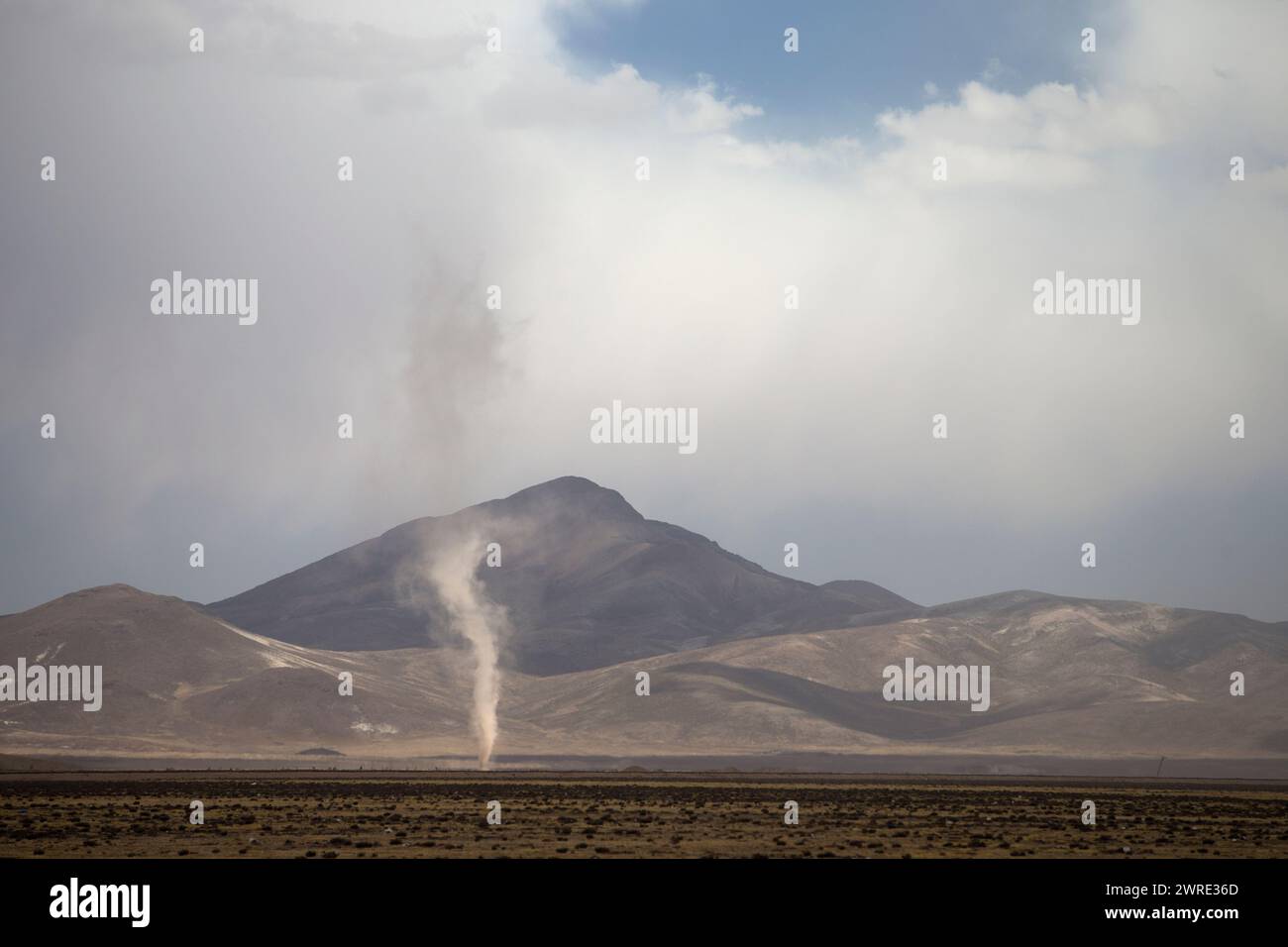 Dust devils hi-res stock photography and images - Alamy