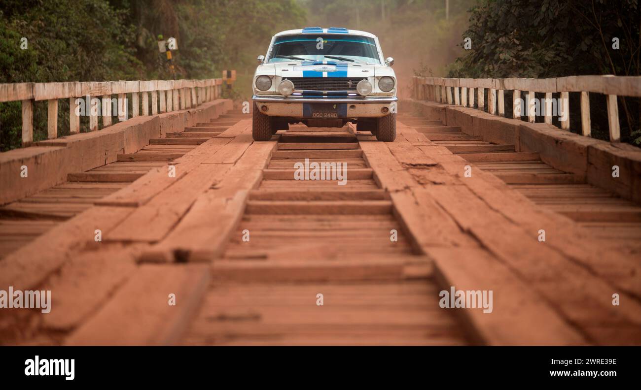 10/10/15. A Ford Mustang from Atlantic to Pacific on the Tranz ...
