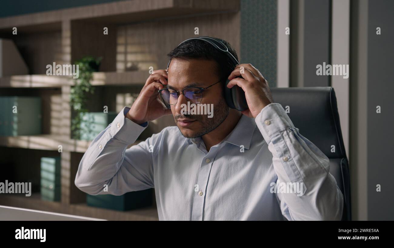 Indian ethnic man finish hi-res stock photography and images - Alamy