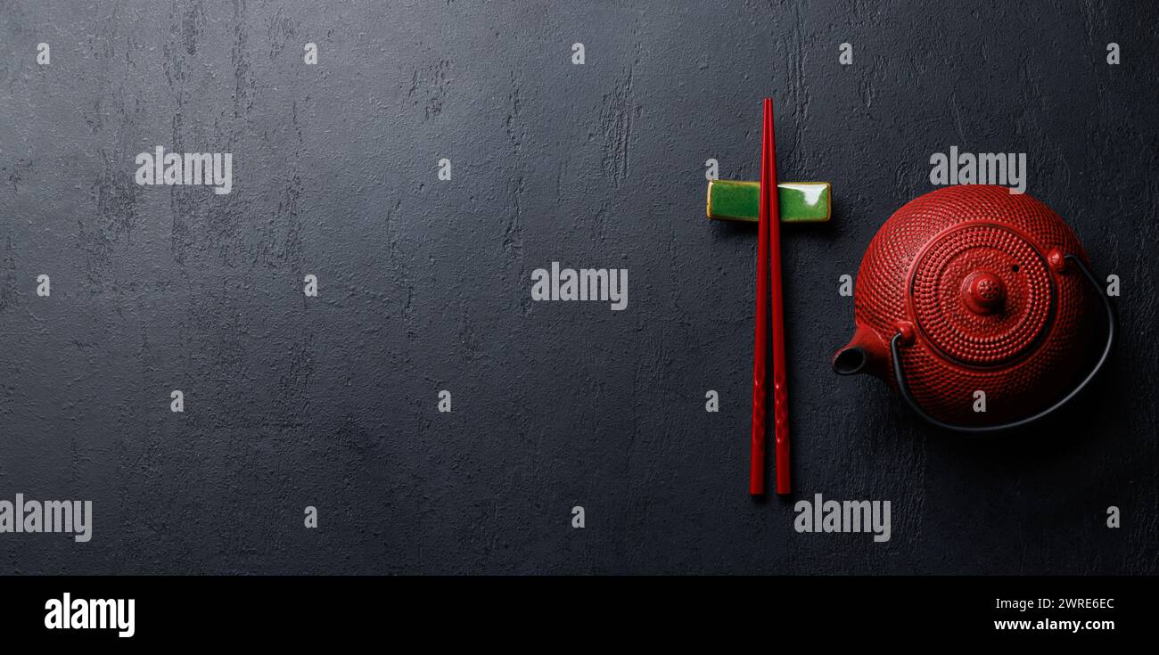 Japanese table setting hi-res stock photography and images - Alamy