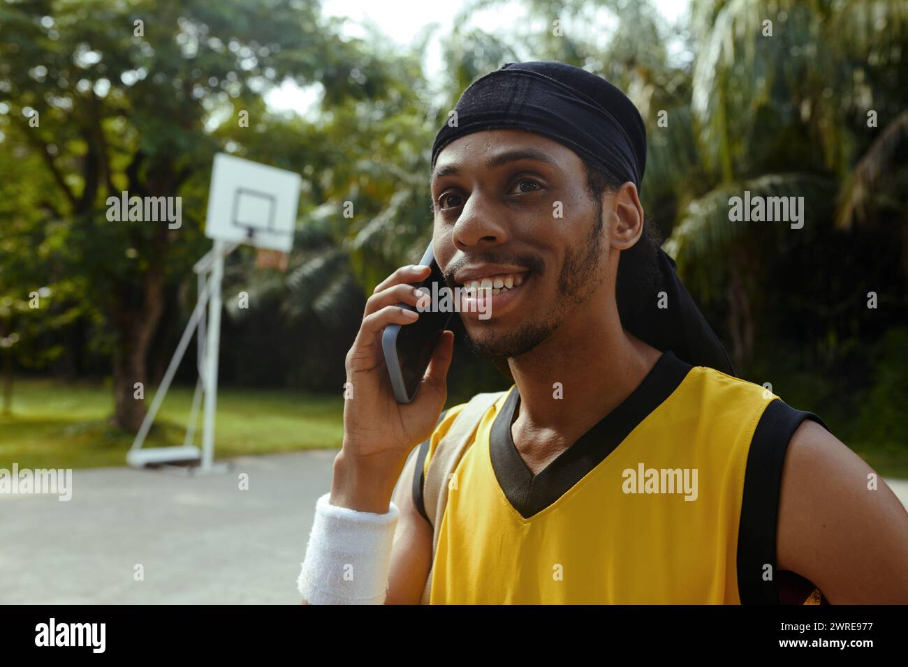 Inviting friend to play hi-res stock photography and images - Alamy