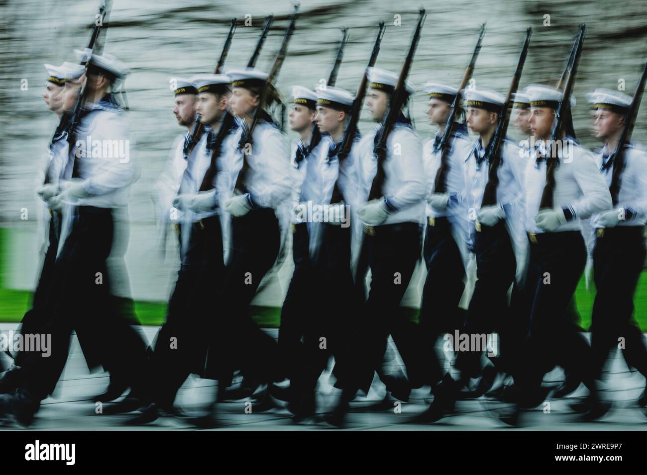 Militaer military military honors military honors ehrenforma hi-res ...