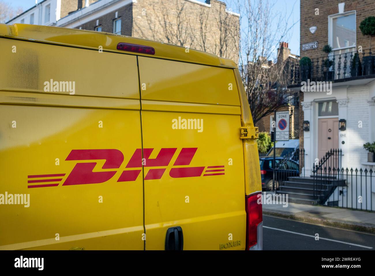 Dhl express logo hi-res stock photography and images - Alamy