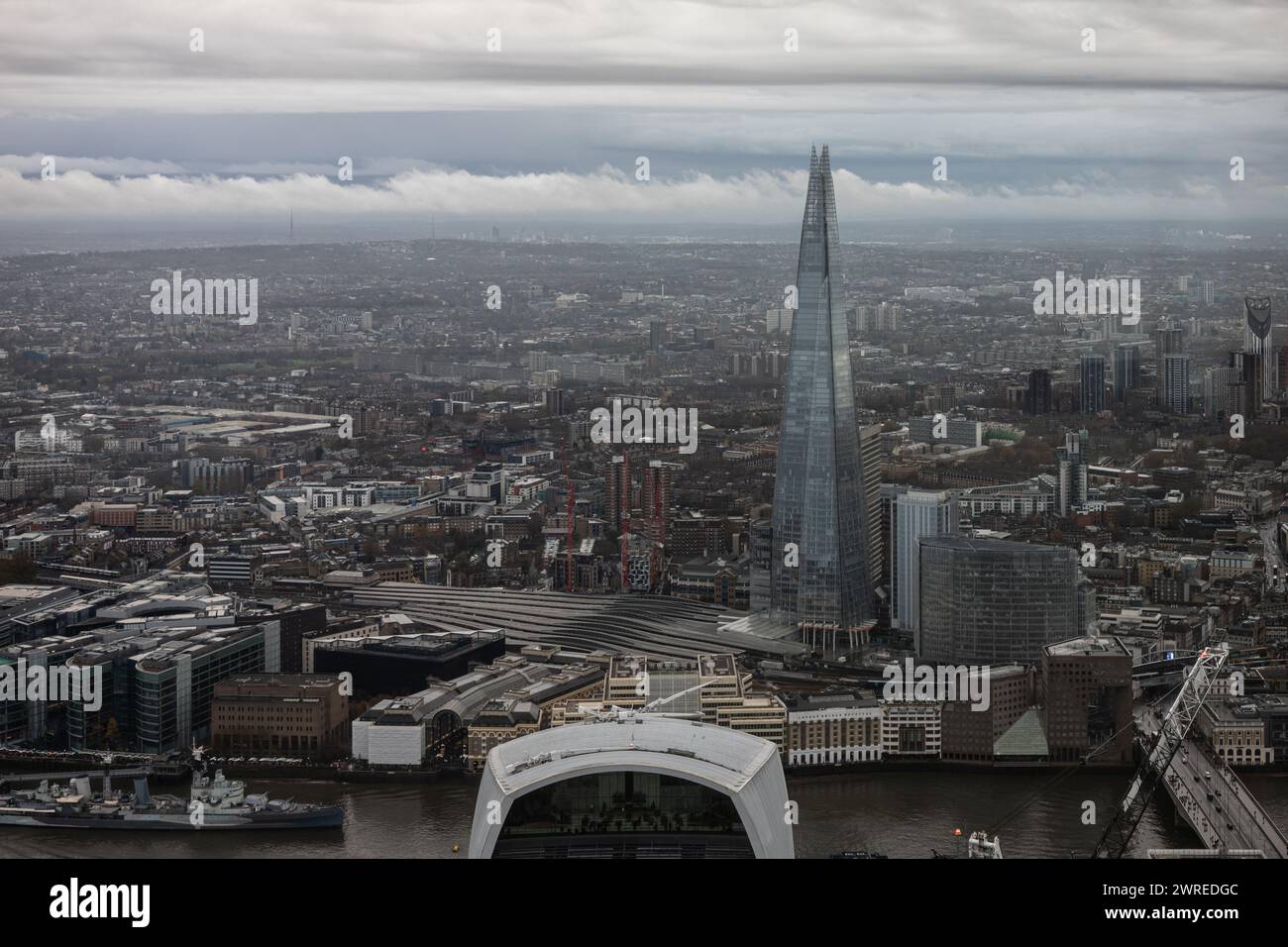 Aerial view skyline on cloudy hi-res stock photography and images - Alamy