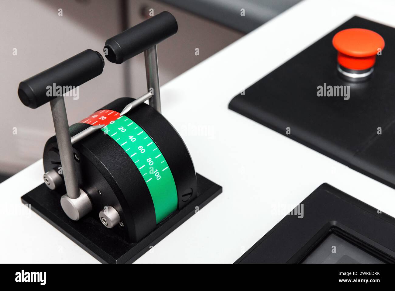 Vessel control panel with the engine accelerator in stop position ...