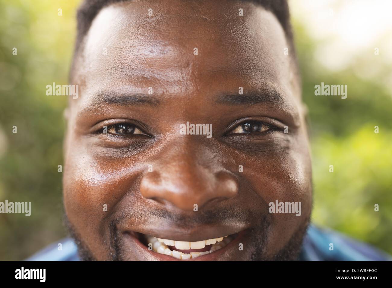 Black american man hi-res stock photography and images - Alamy