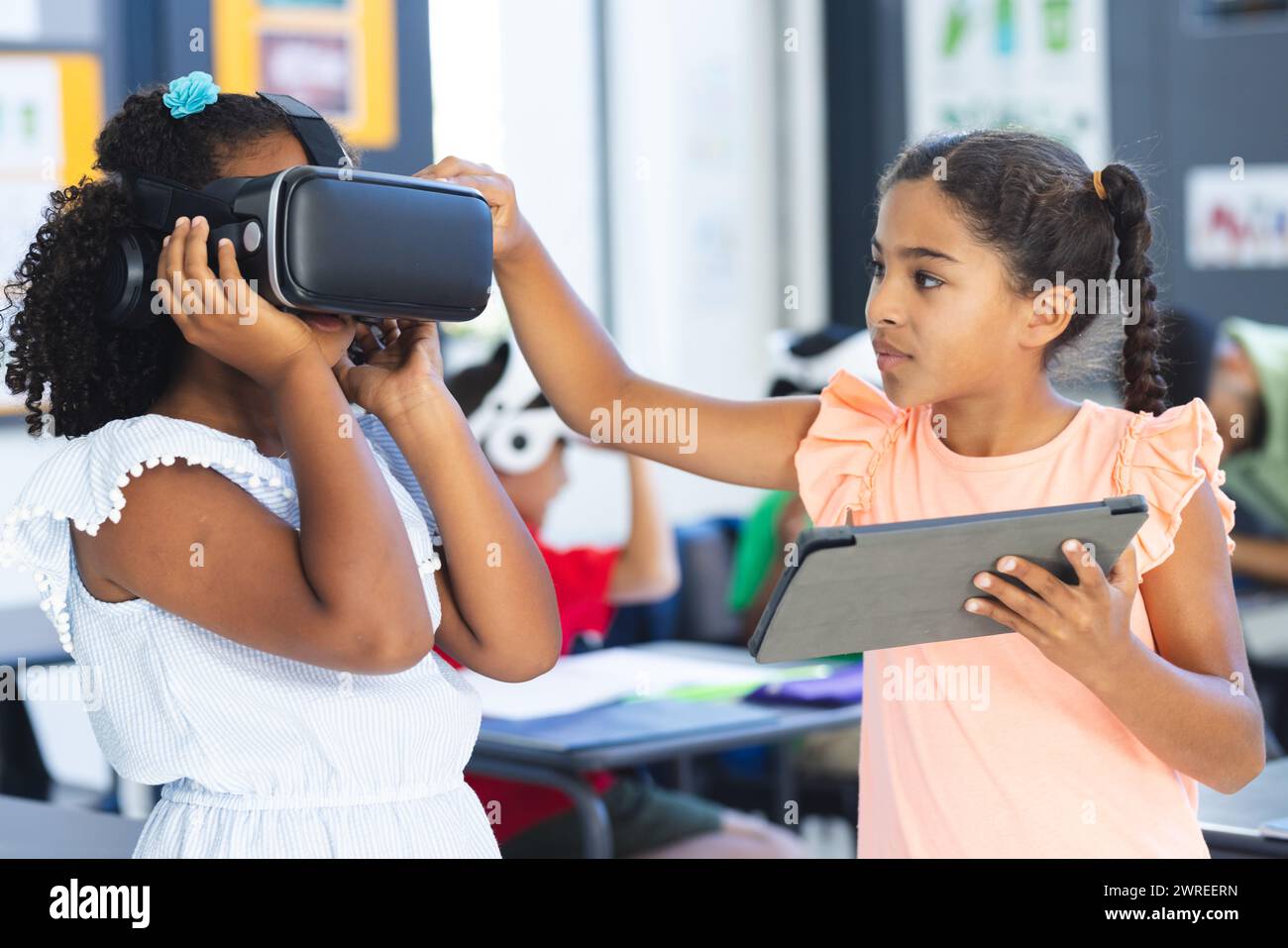Experiential vr hi-res stock photography and images - Alamy