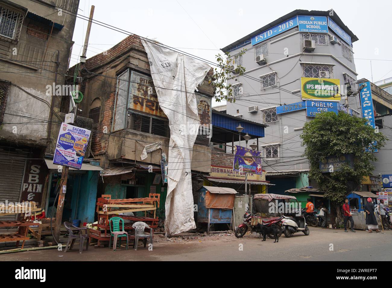 Howrah, West Bengal, India - March 12, 2024: Historic Building on ...